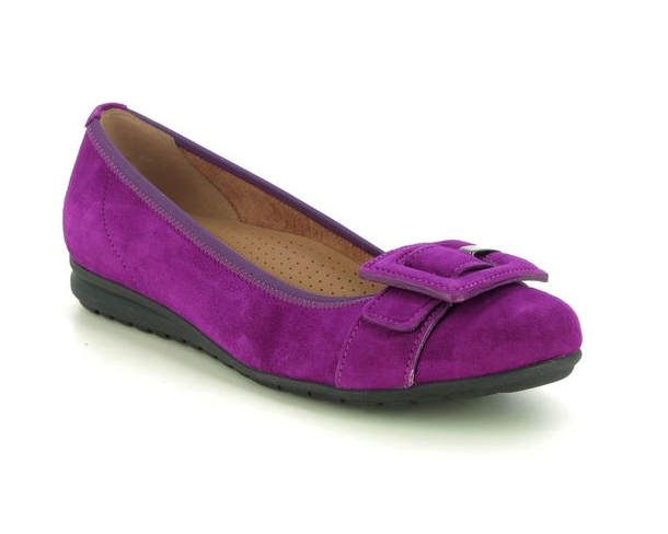 Active by Gabor in longer sizes | After 8 Shoes